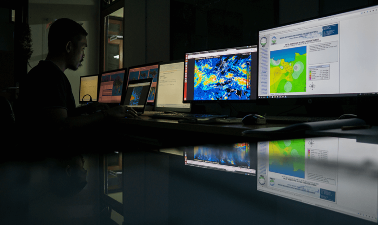 6 Small Businesses Land Spots on $298M FAA Weather Observation Service ...